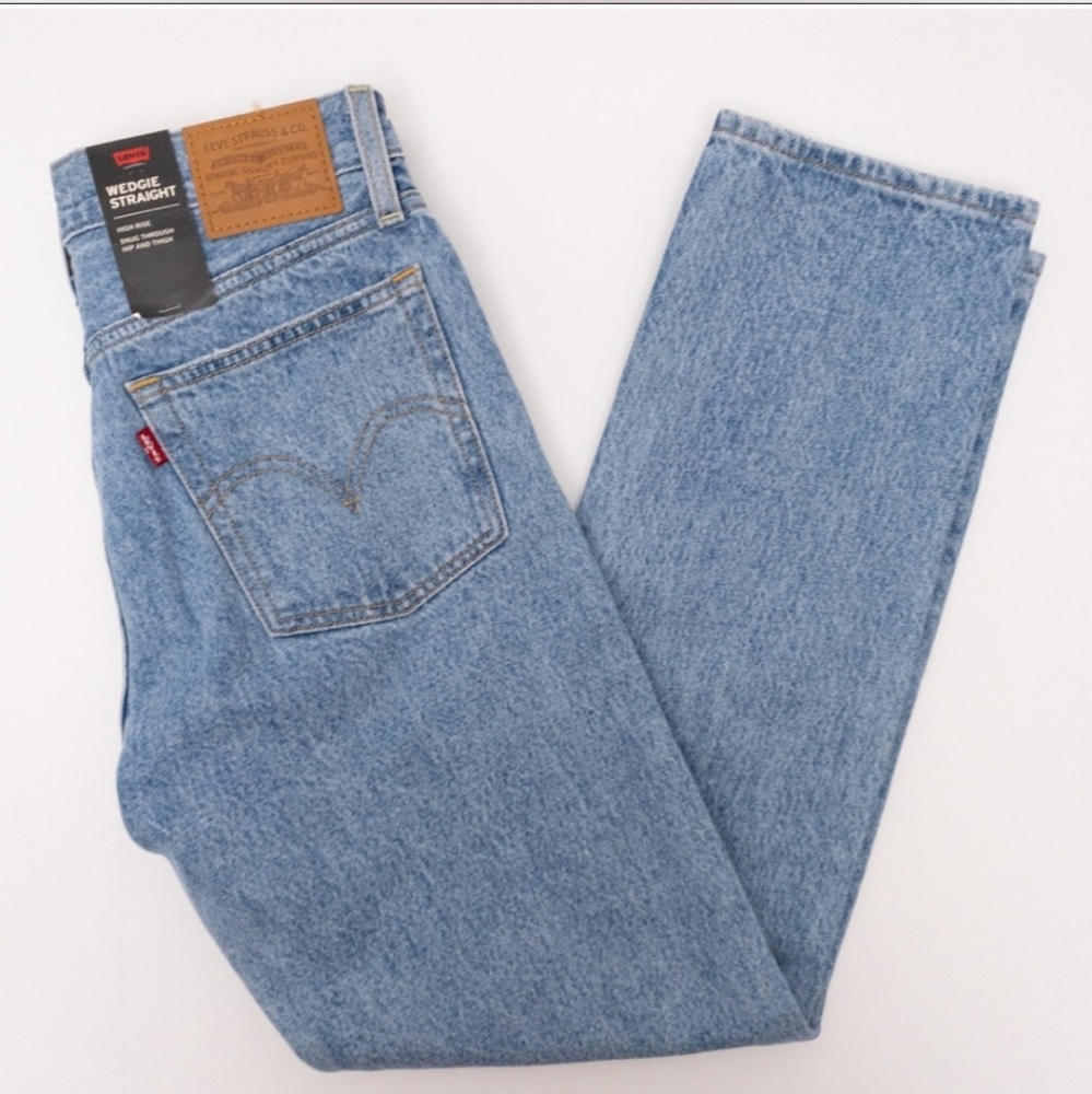 Levi's Wedgie Premium Straigh Leg High Rise Jeans - Gem